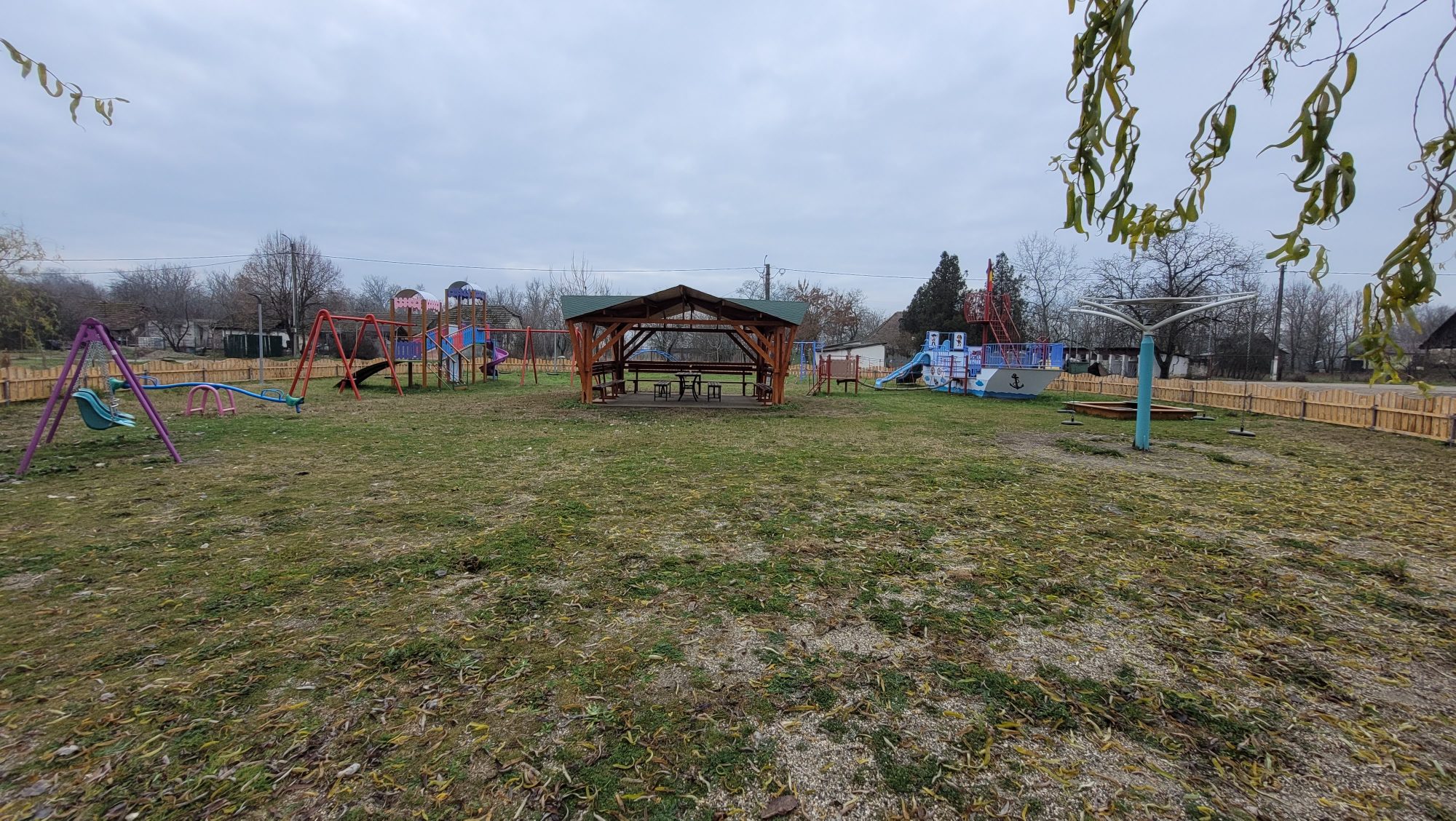 Parc copii și teren volei Periam port (5) – Observator de Timis
