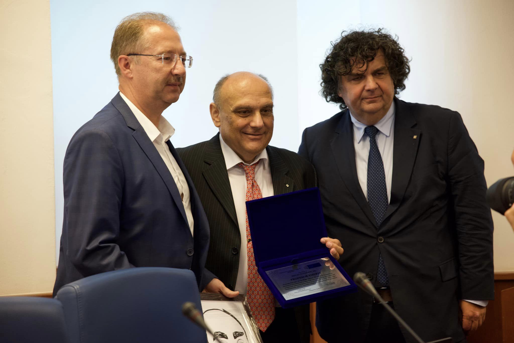 Prof.univ.dr.ing. Radu-Adrian Vasiu, Profesor Emerit al UPT ...