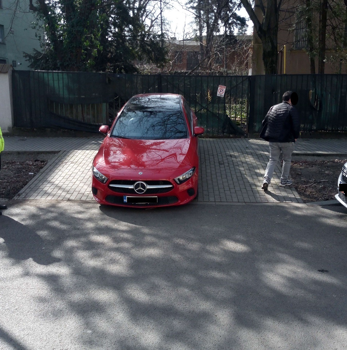 Sancționați pentru că au blocat accesul auto – Observator de Timis